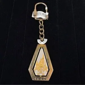 Disney | Accessories | Disney Parks Merchandise Vintage Disney Spinning ...
